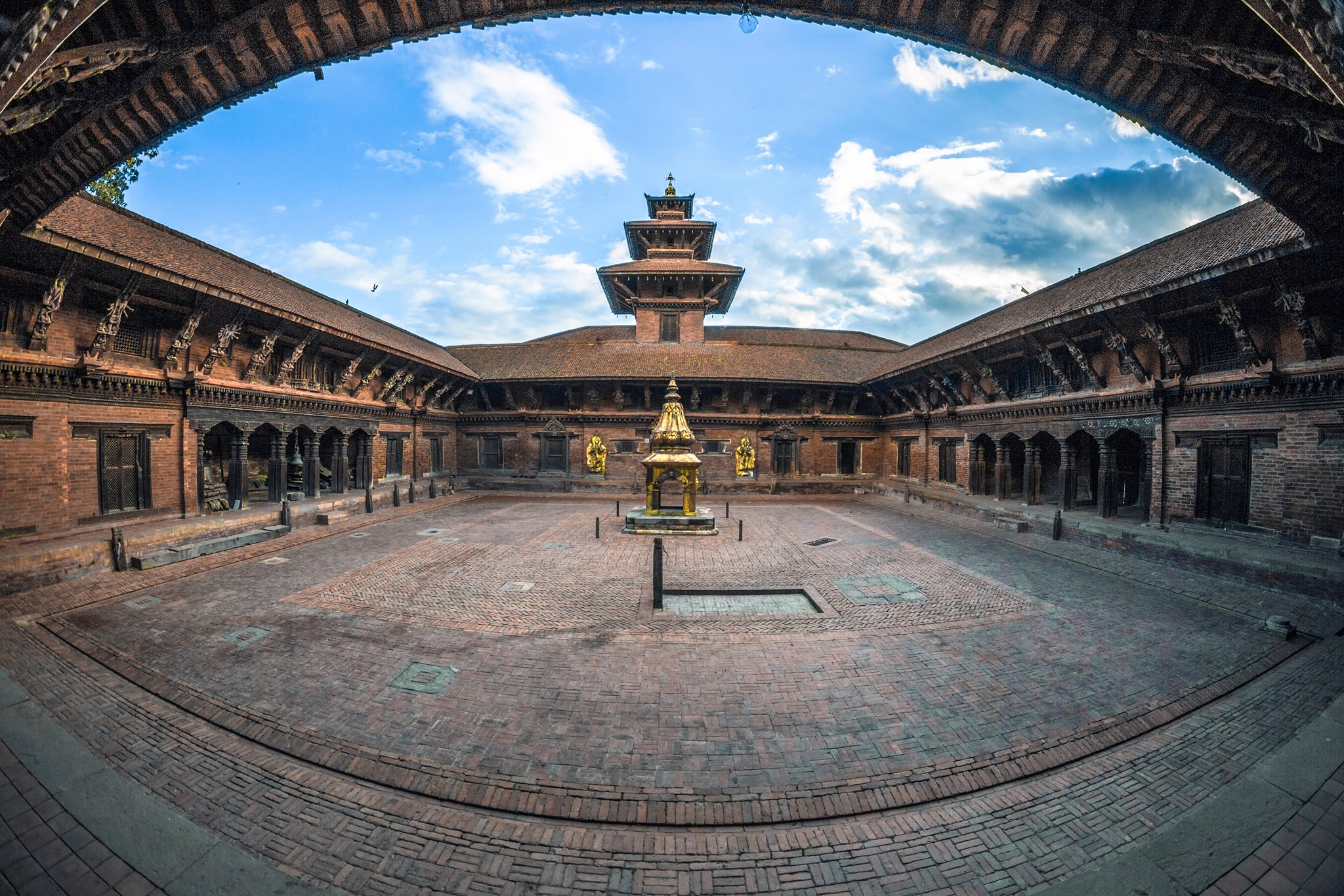 16 Amazing photos of Courtyards of Patan Museum through Fisheye Lens