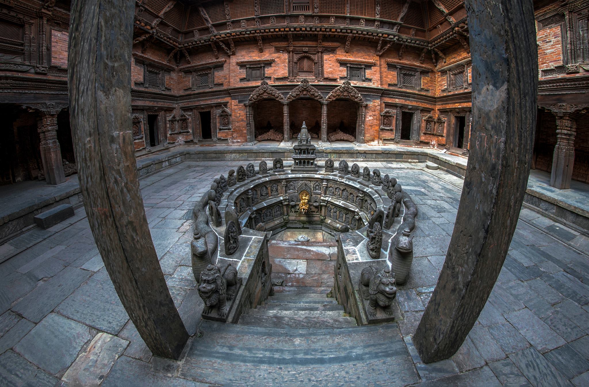 16 Amazing photos of Courtyards of Patan Museum through Fisheye Lens